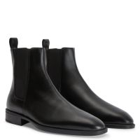 RYIM: Boots Black | Giuseppe Zanotti